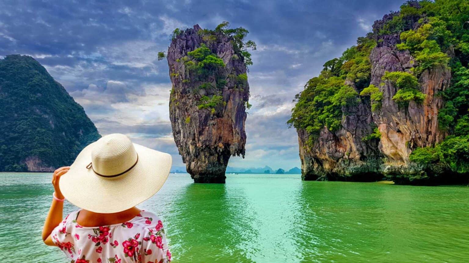 The 10 Most Incredible Islands to Visit Around the World - The Frugal Expat