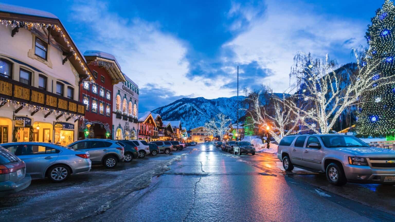 Prepare to Be Amazed: 15 Quaint Small Towns in the USA That'll Steal ...