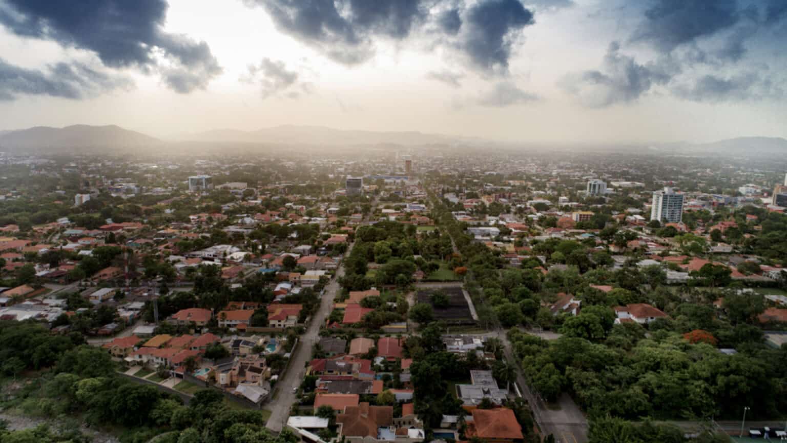13 Dangerous Cities Around the World to Avoid, and 4 Safe Ones to ...