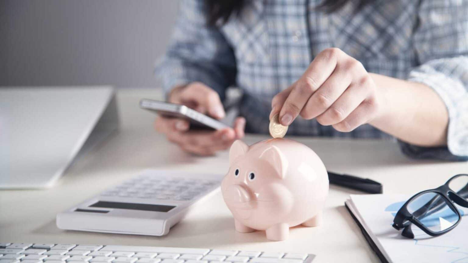 Top 12 Ways To Create Better Saving Habits - The Frugal Expat