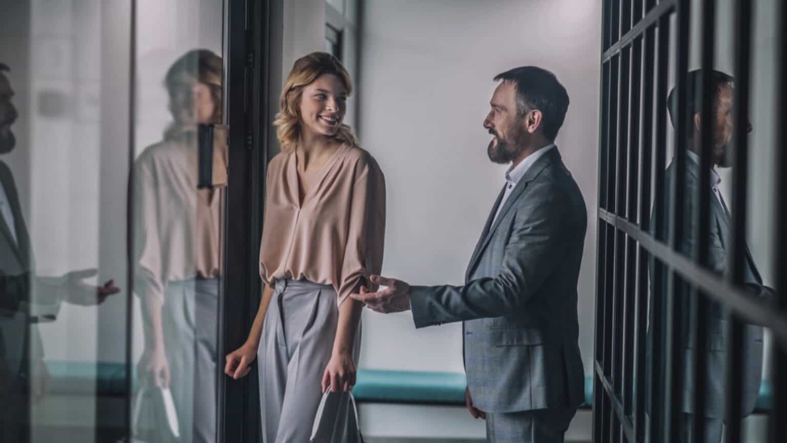 10 Effective Strategies To Handle a Patronizing Person - The Frugal Expat