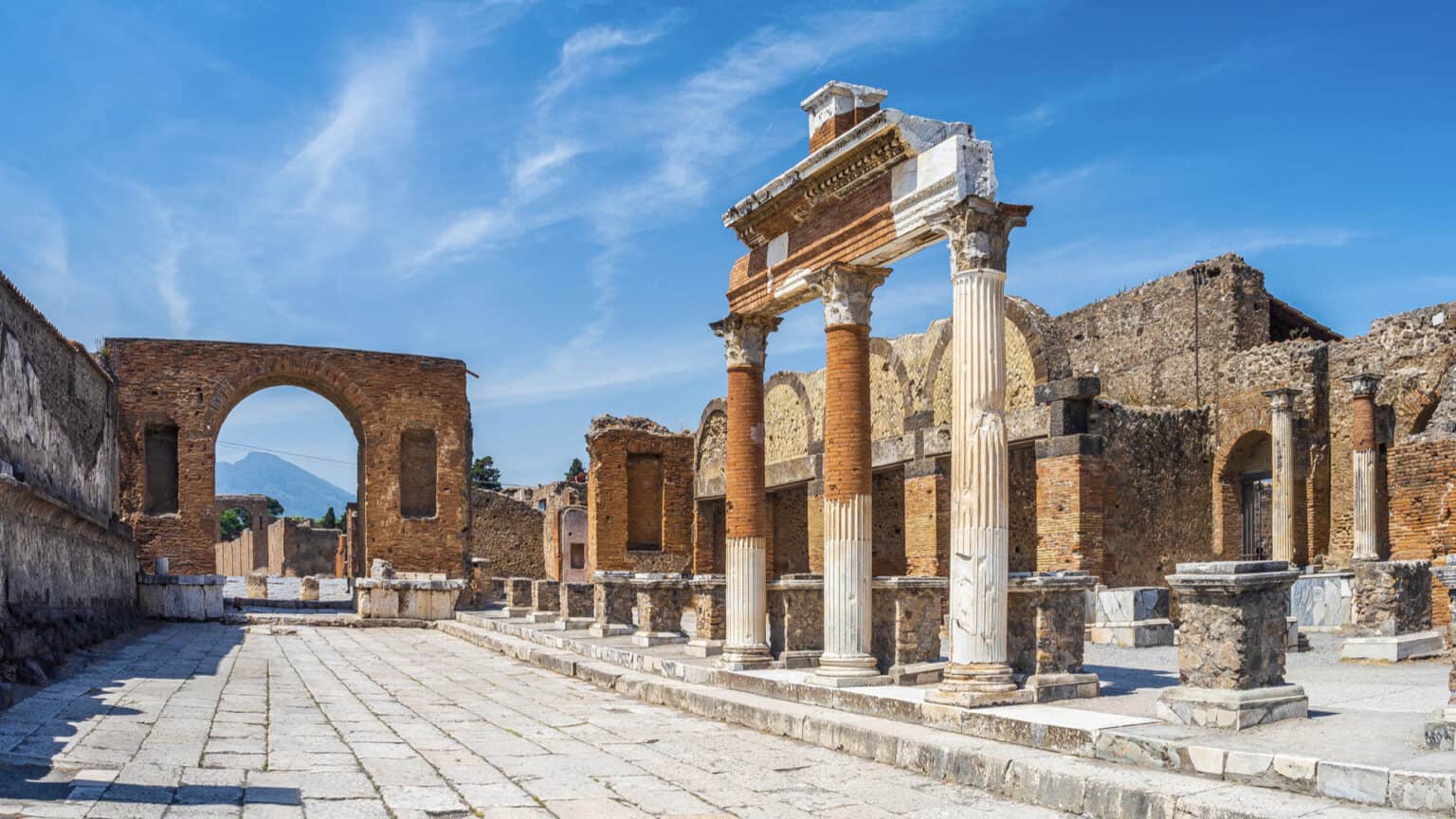 15 Fantastic Things to Do in Naples, Italy, as You Explore - The Frugal ...