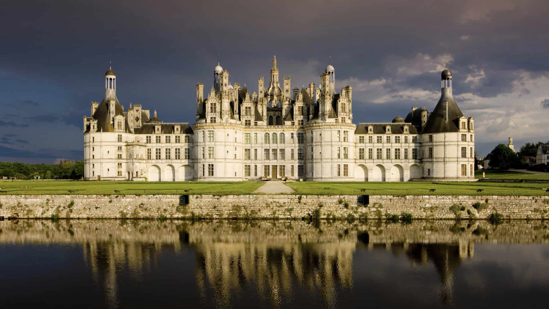 16 European Palaces That Should Be Added to Your Bucket List - The ...